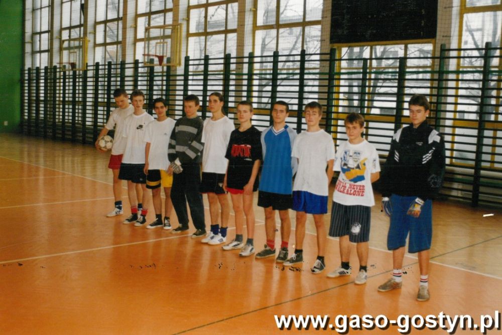 Halowe mistrzostwa szkoły - GaSo - archiwalne zdjęcia Gostynia